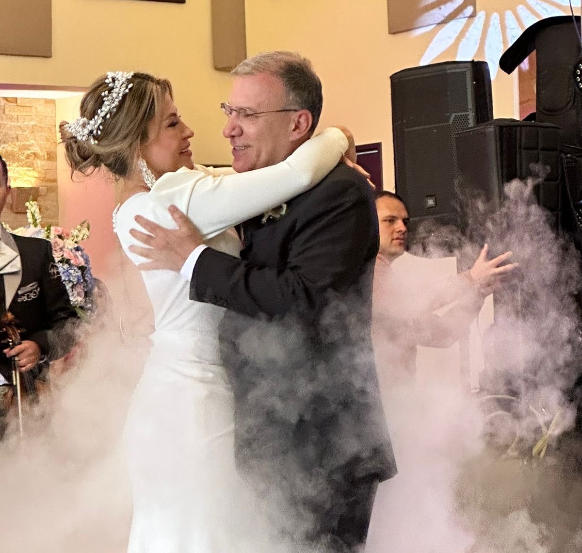 Detalles del matrimonio de Roy Barreras quien se casó por cuarta vez el ... Detalles del matrimonio de Roy Barreras quien se casó por cuarta vez el ...